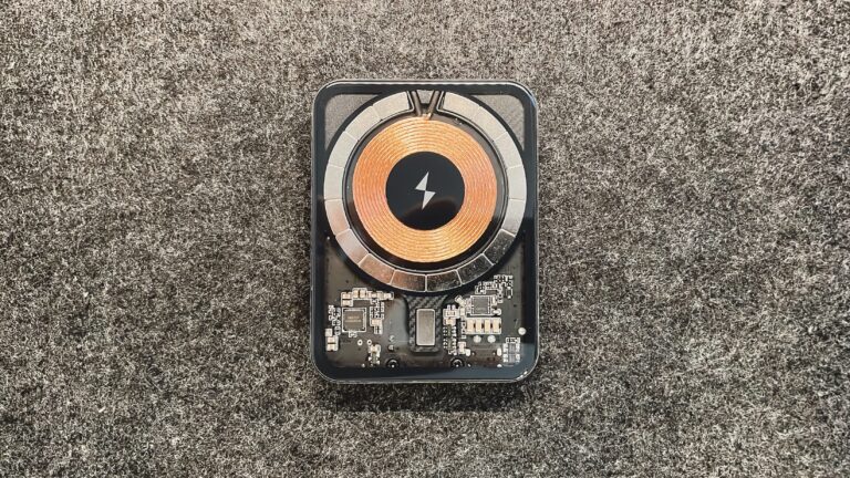 【iPhone 12/13 mini向け】MagSafe対応モバイルバッテリーの候補に入れるか？MODERNg「GeeThor」を徹底レビュー[PR] | DG Nexus